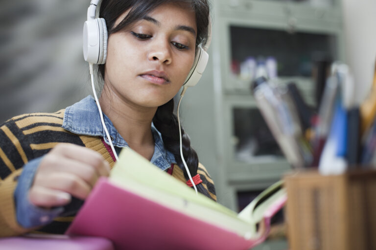 Reading vs. Listening: What’s Better for Student Learning? - Oxford ...